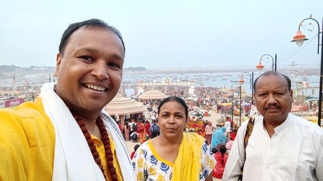Mahakumbh 2025: A Soul-Stirring Pilgrimage with My Parents, Captured in ...